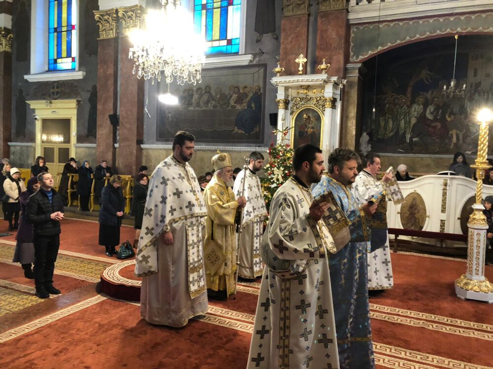 A doua zi de Crăciun la Catedrala Veche din Arad | Arhiepiscopia Aradului