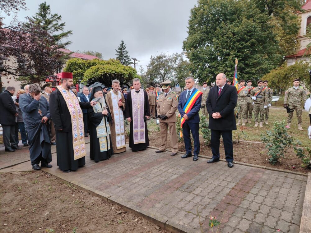 Slujbe de pomenire pentru eroii Detașamentului Păuliș | Arhiepiscopia ...