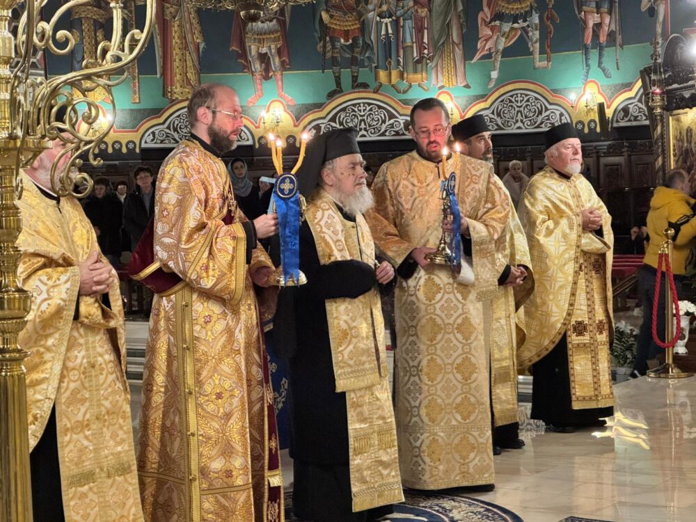 Sărbătoarea Sfântului Ioan Gură de Aur la Catedrala Arhiepiscopală din ...