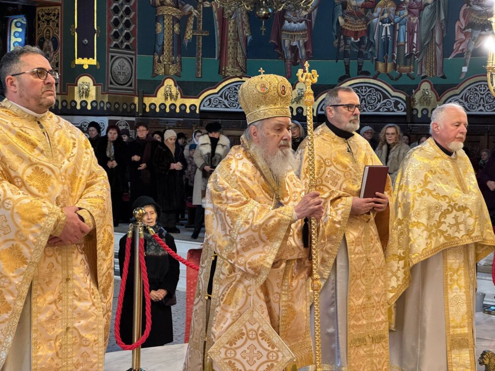 Praznicul Botezului Domnului la Catedrala Arhiepiscopală din Arad ...
